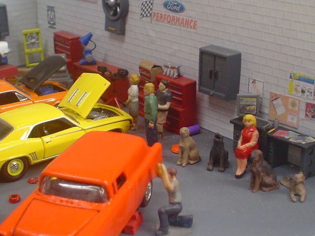 Busy, busy, busy Garage | Hobbyist Forums