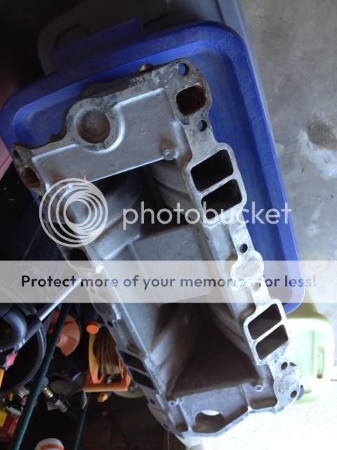 SBC tunnel ram with single quad top | Team Chevelle