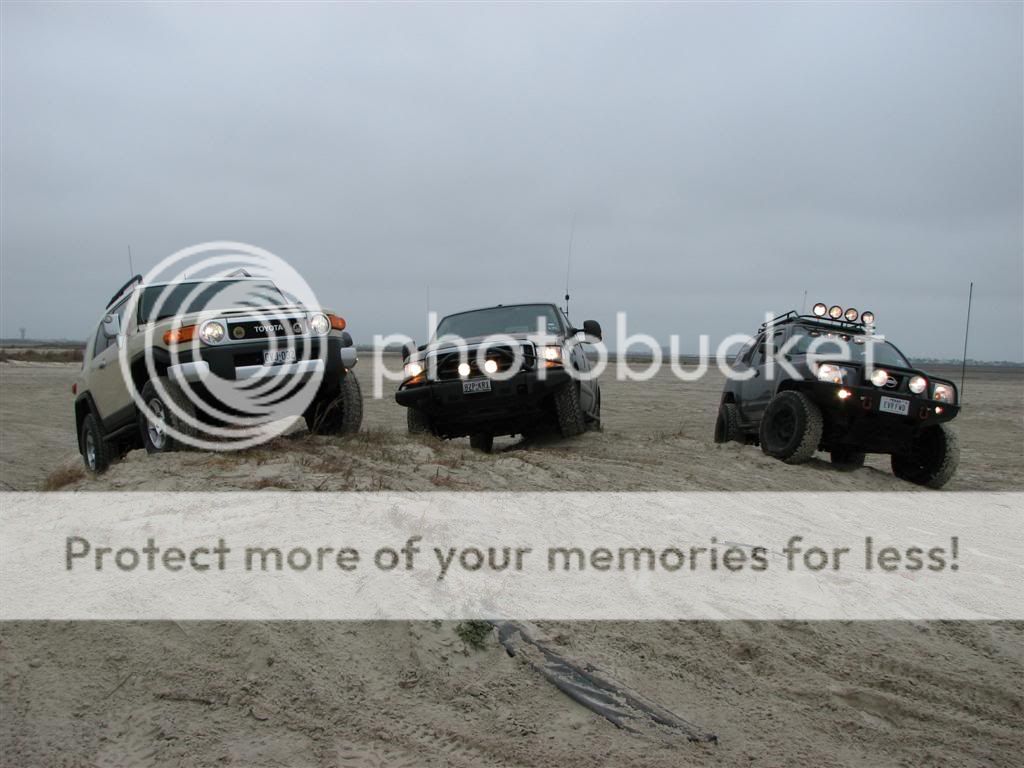MrBigAxe SouthTexasCruiser & TXterra37 Playing in the Sand | Toyota FJ ...